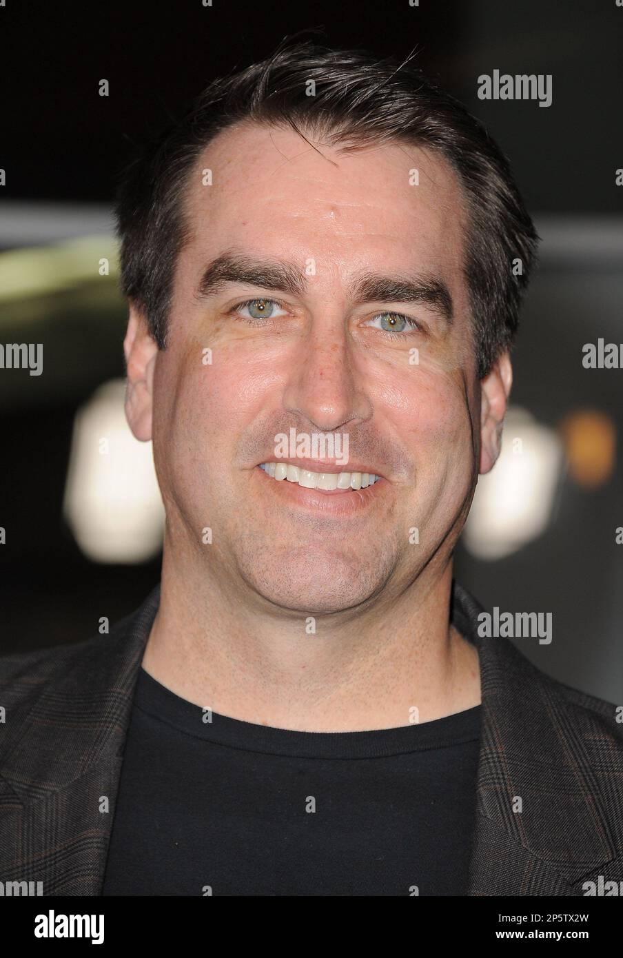 HOLLYWOOD, CA - MARCH 22: Actor Rob Riggle arrives at the "Ceremony ...