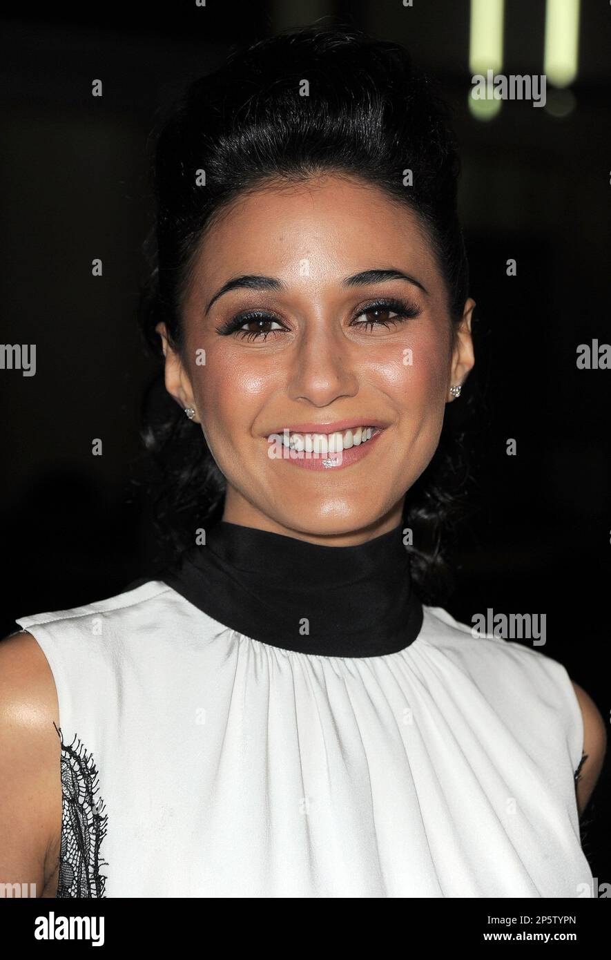 Hollywood Ca March 07 Actress Emmanuelle Chriqui Arrives At The