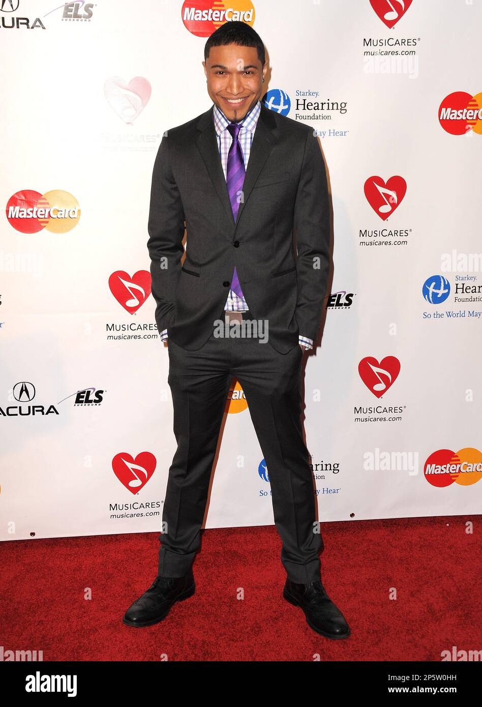 LOS ANGELES, CA - FEBRUARY 11: Jamar Rogers arrives at the 2011 ...