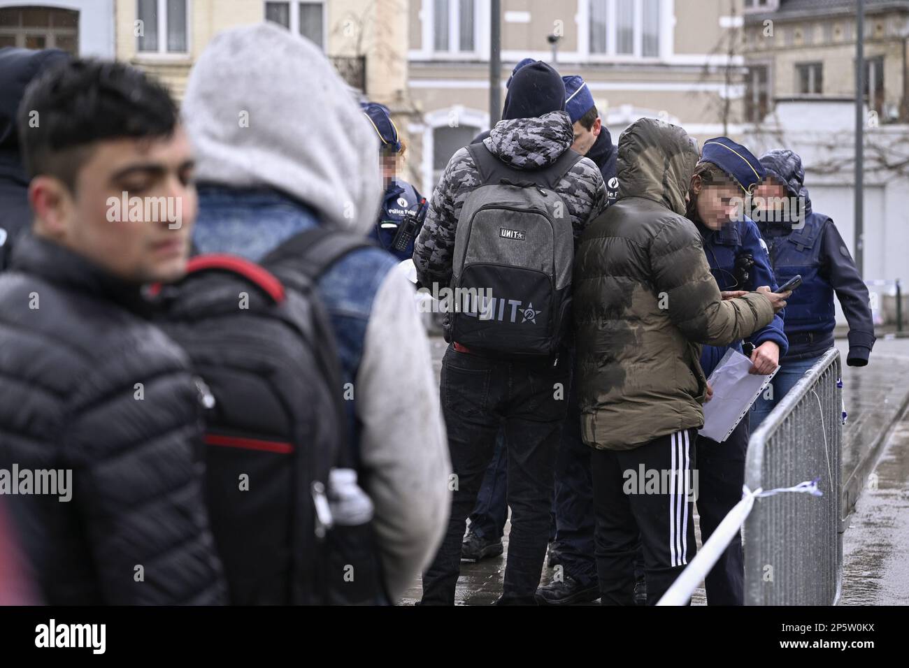 Illustration shows the evacuation of the tents in front of the Petit ...