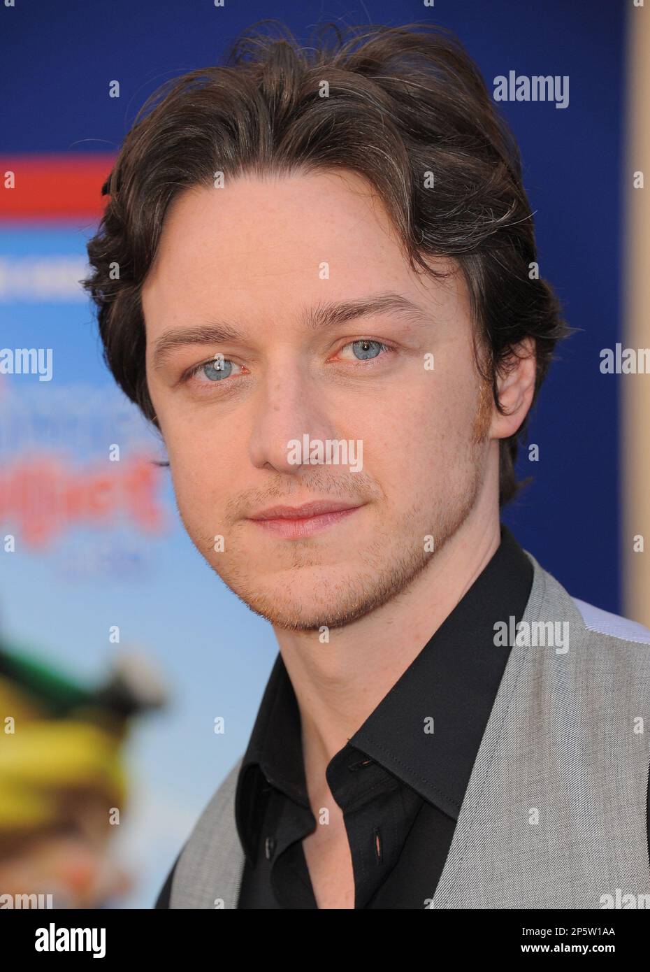 HOLLYWOOD, CA - JANUARY 23: Actor James McAvoy arrives at the "Gnomeo ...