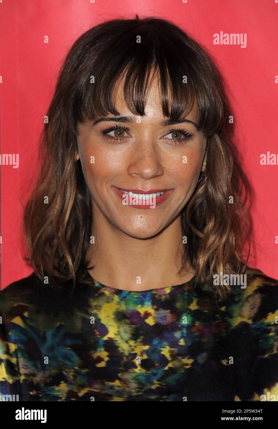 PASADENA, CA - JANUARY 13: Rashida Jones arrives at the NBC Universal ...