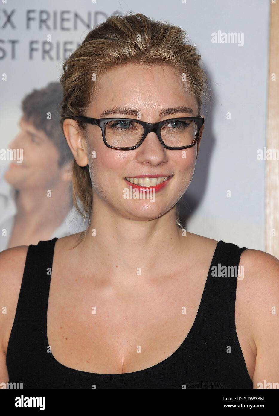 WESTWOOD, CA - JANUARY 11: Actor Elizabeth Meriwether arrive at the "No ...