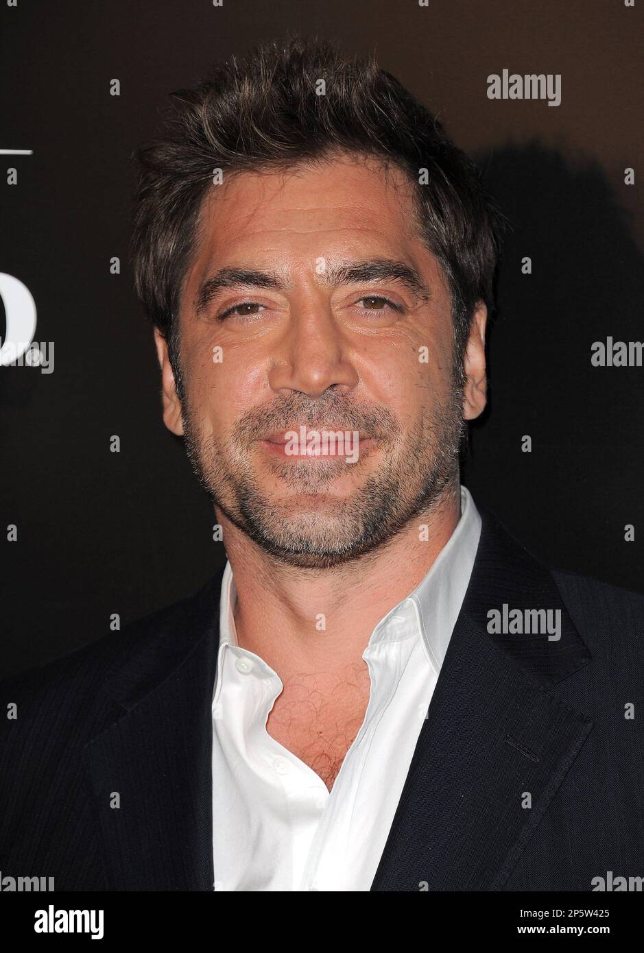 LOS ANGELES, CA - DECEMBER 14: Actor Javier Bardem arrives at the ...