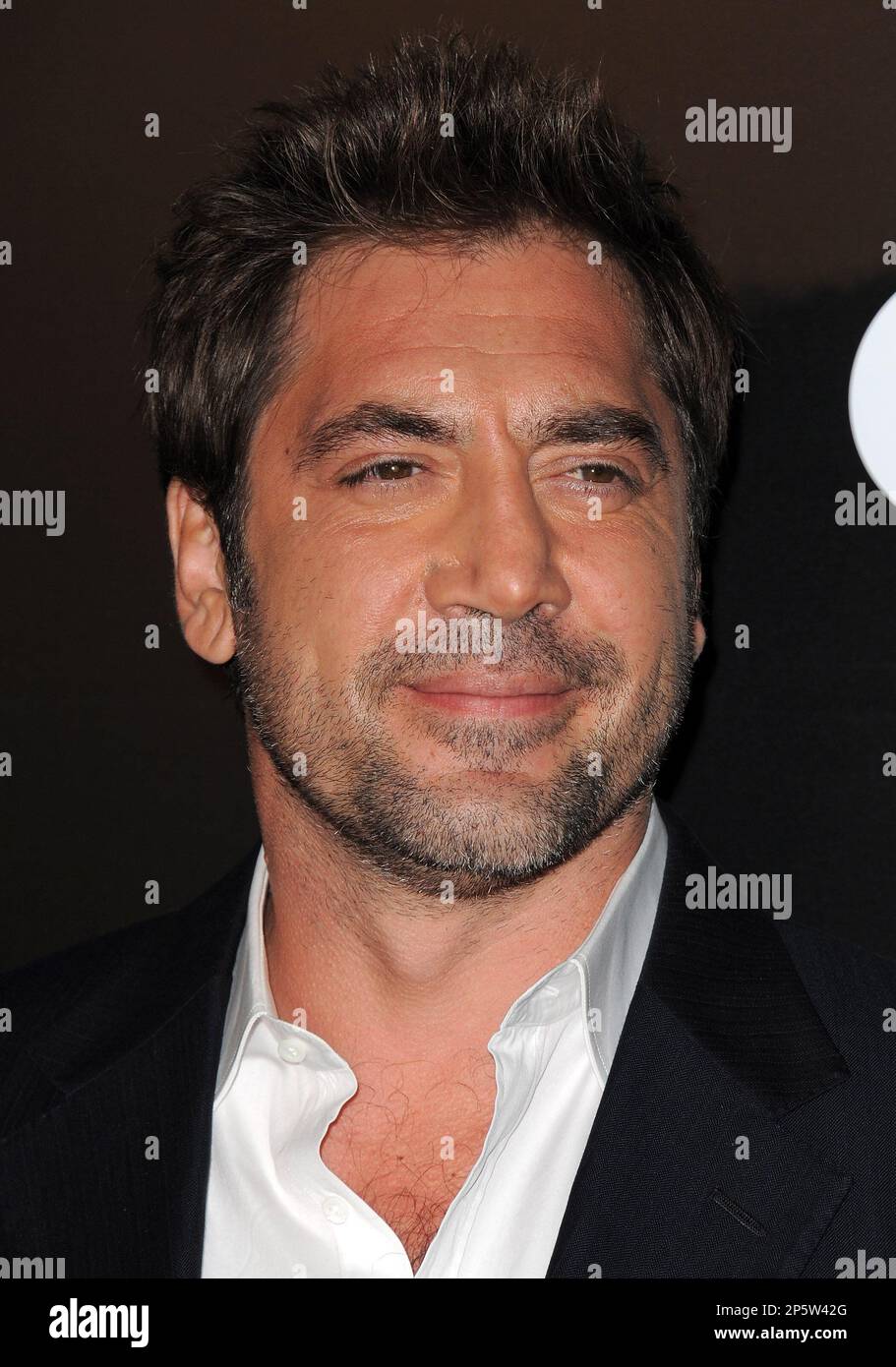 LOS ANGELES, CA - DECEMBER 14: Actor Javier Bardem arrives at the ...