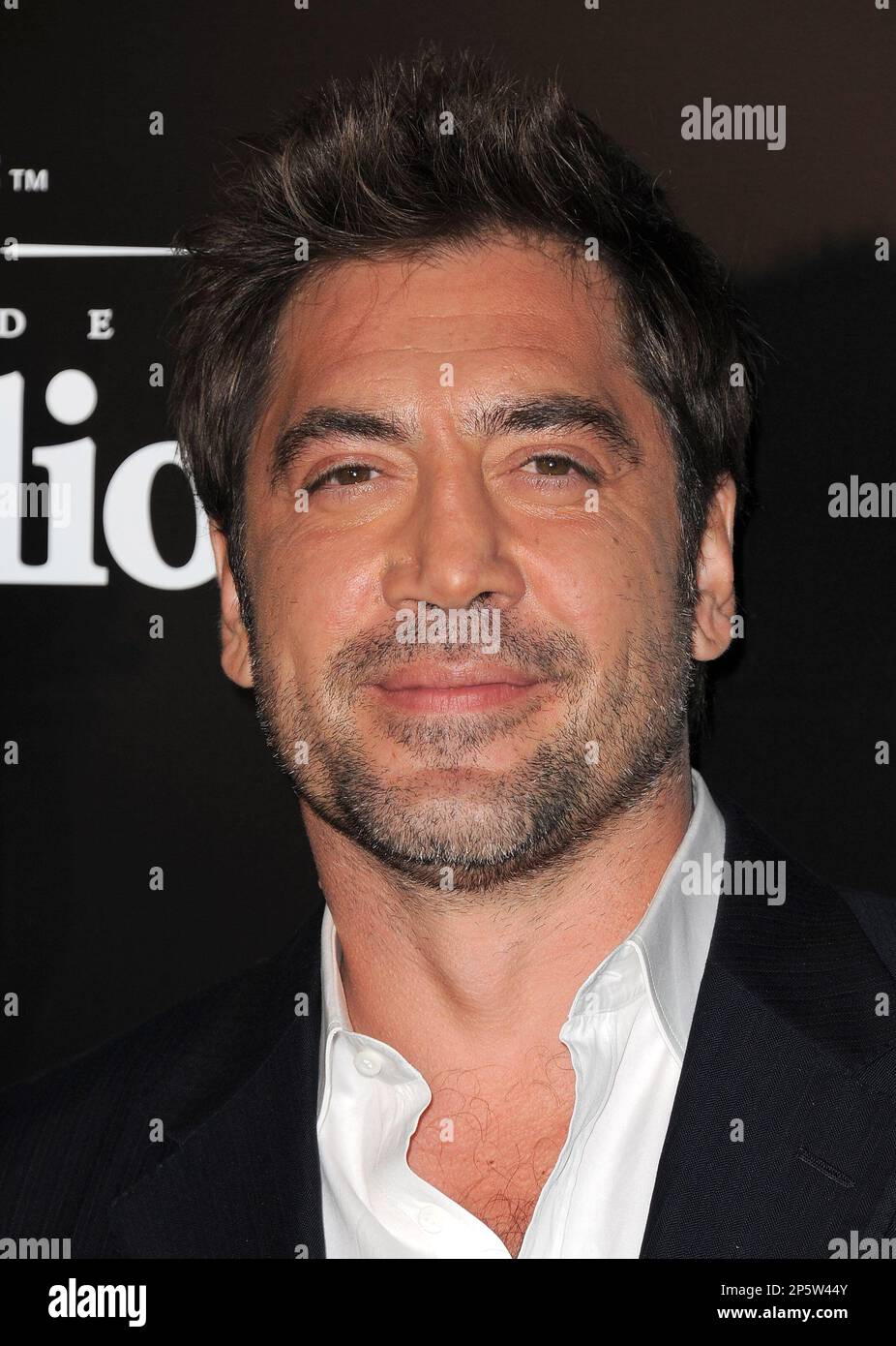 LOS ANGELES, CA - DECEMBER 14: Actor Javier Bardem arrives at the ...