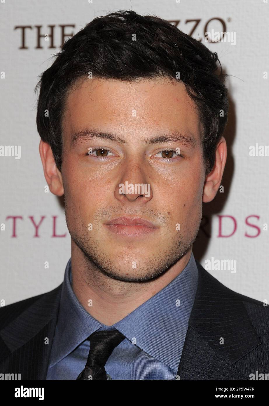 LOS ANGELES, CA - DECEMBER 12: Actor Cory Monteith arrives at the 2010 ...