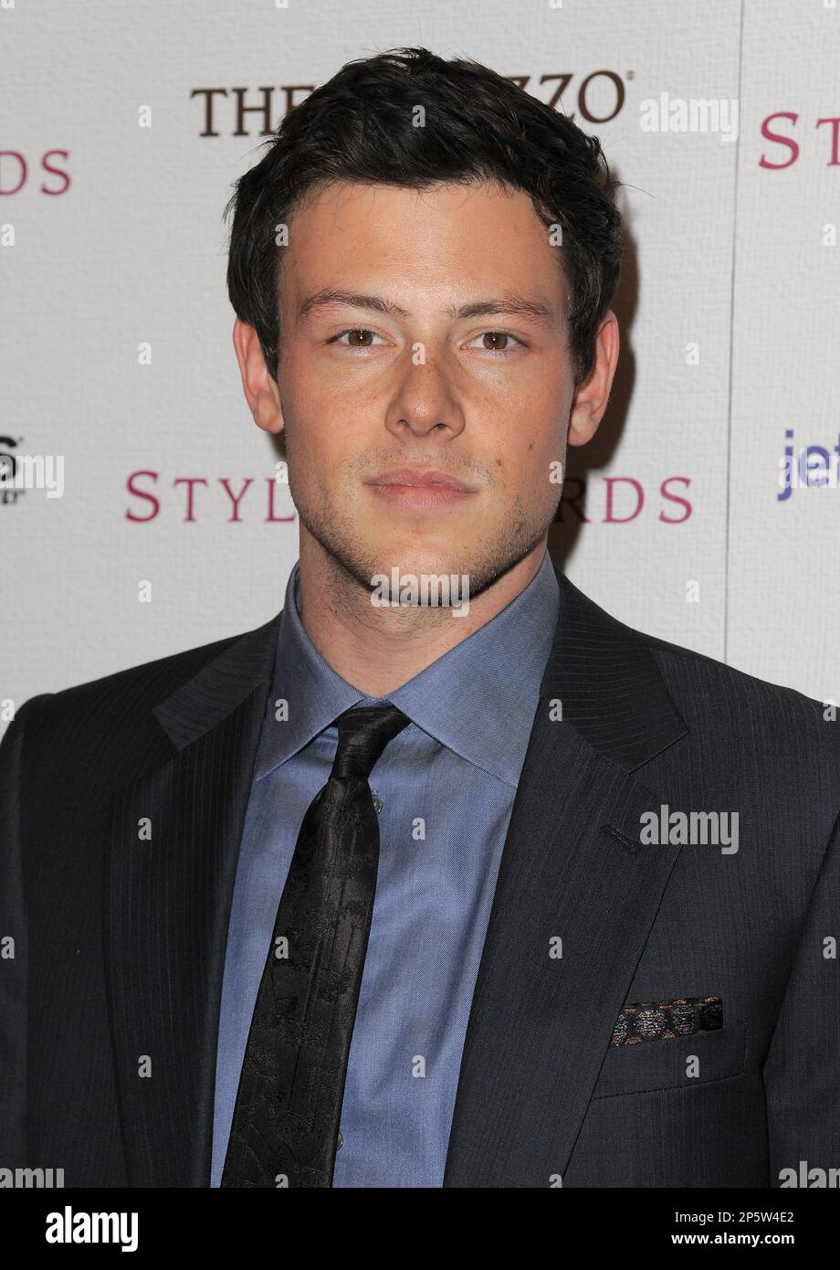 LOS ANGELES, CA - DECEMBER 12: Actor Cory Monteith arrives at the 2010 ...