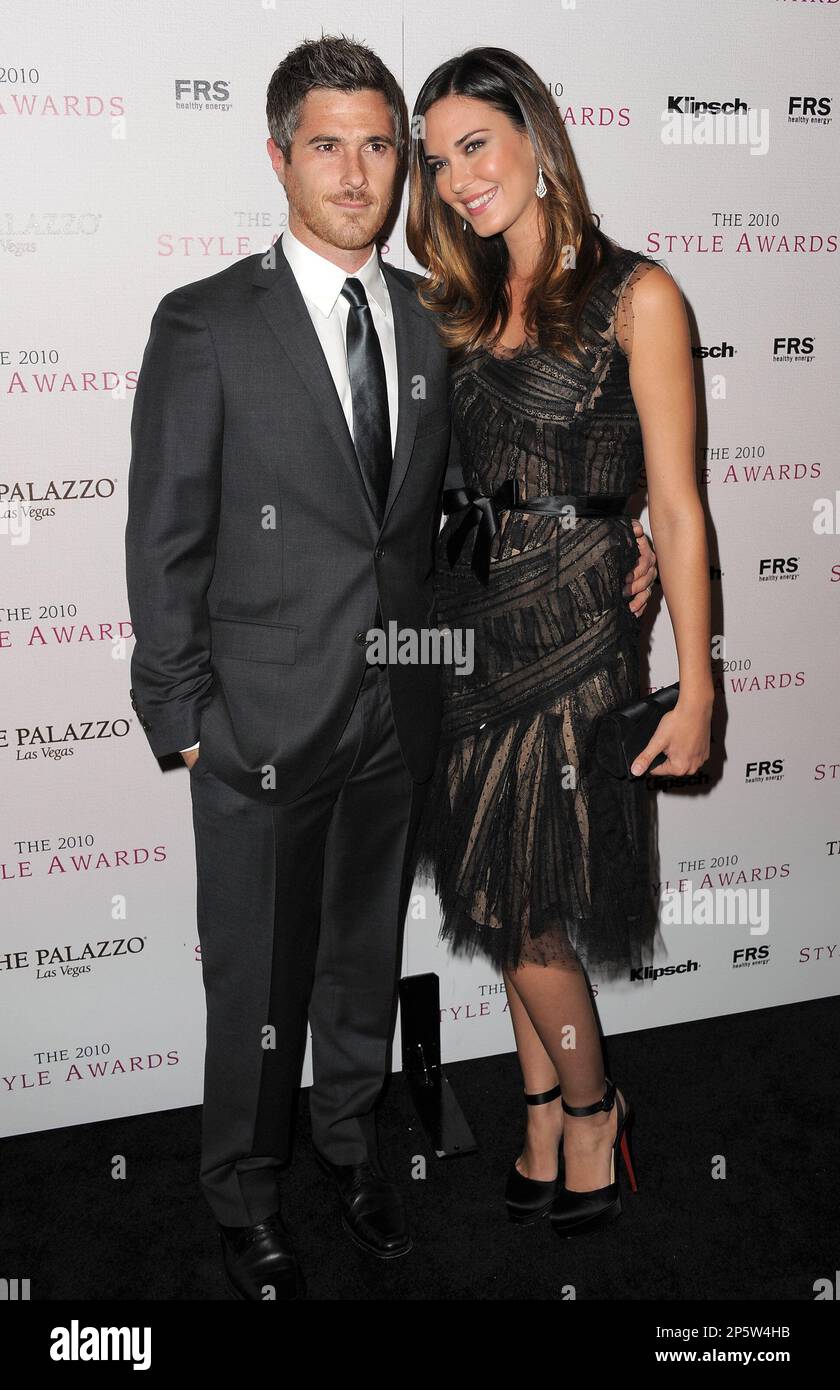 LOS ANGELES, CA - DECEMBER 12: Actor Dave Annable and Odette Yustman ...