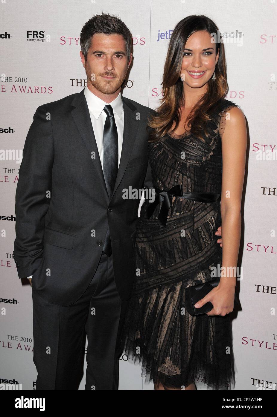 LOS ANGELES, CA - DECEMBER 12: Actor Dave Annable and Odette Yustman ...