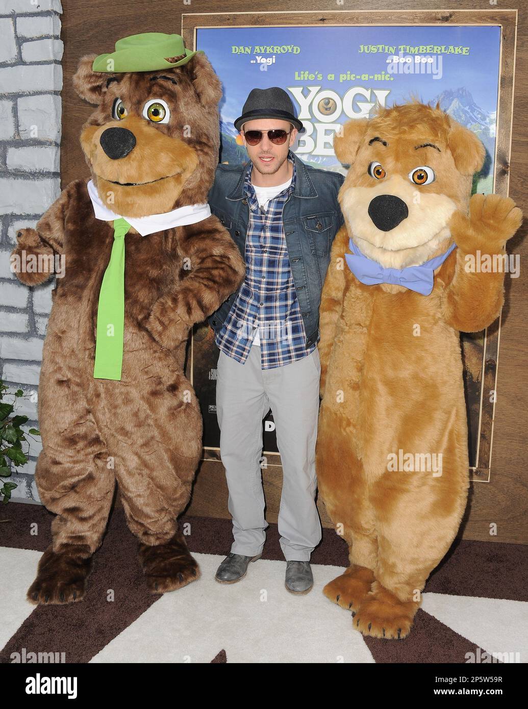 LOS ANGELES, CA - DECEMBER 11: Actor Justin Timberlake arrives at the ...