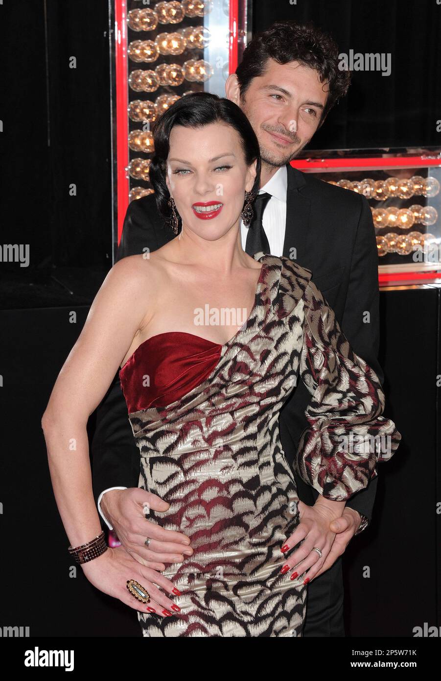 LOS ANGELES, CA - NOVEMBER 15: Actress Debi Mazar arrives at the ...