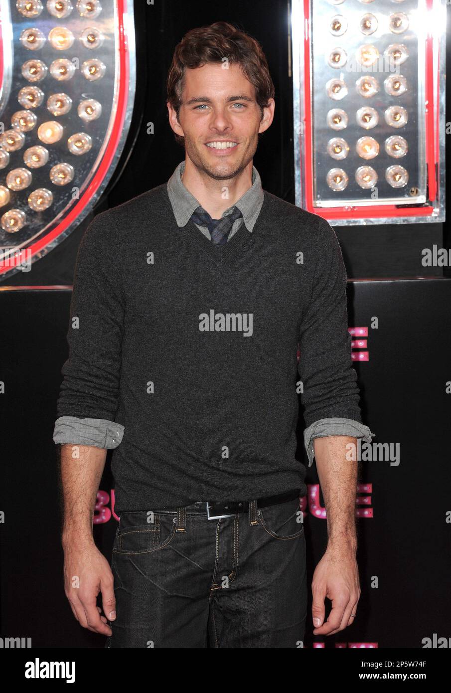 LOS ANGELES, CA - NOVEMBER 15: Actor James Marsden arrives at the ...