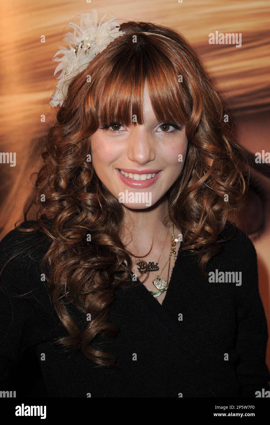 HOLLYWOOD - NOVEMBER 14: Actress Bella Thorne arrives at the "Tangled ...