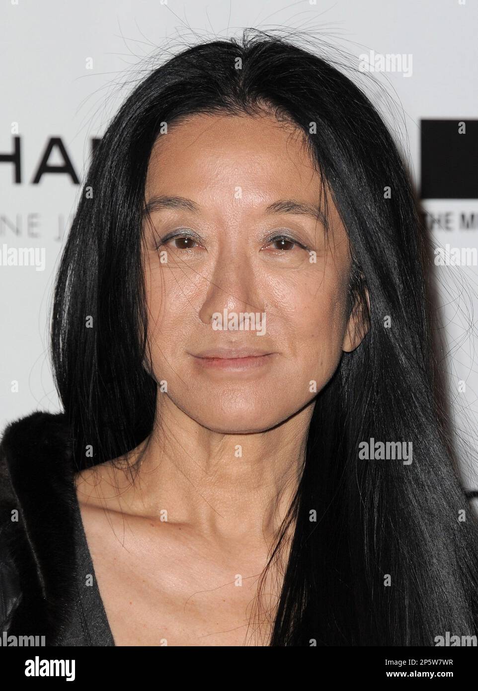 LOS ANGELES, CA - NOVEMBER 13: Designer Vera Wang arrives at MOCA ...