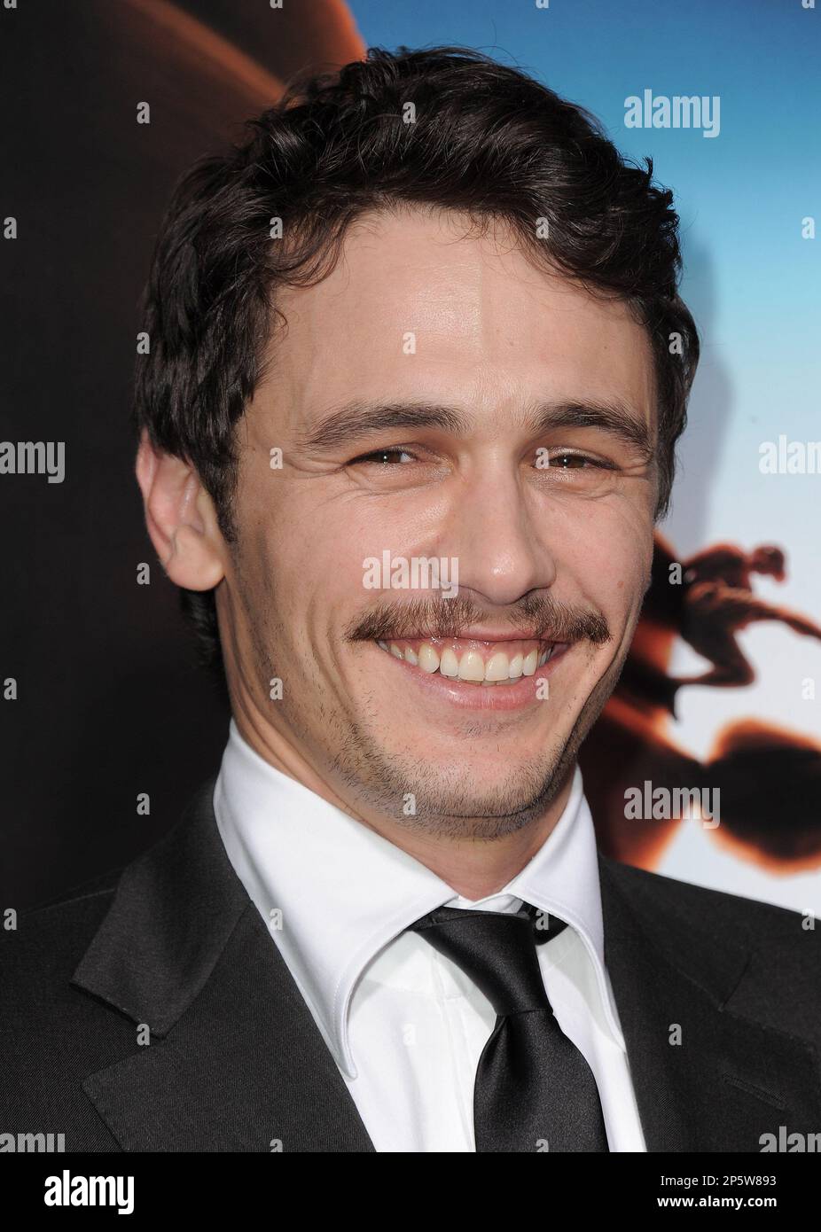 BEVERLY HILLS, CA - NOVEMBER 03: James Franco arrives at the "127 Hours ...