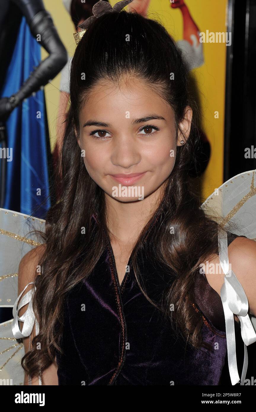 LOS ANGELES, CA - OCTOBER 30: Actress Pia Mia Perez arrives at the ...