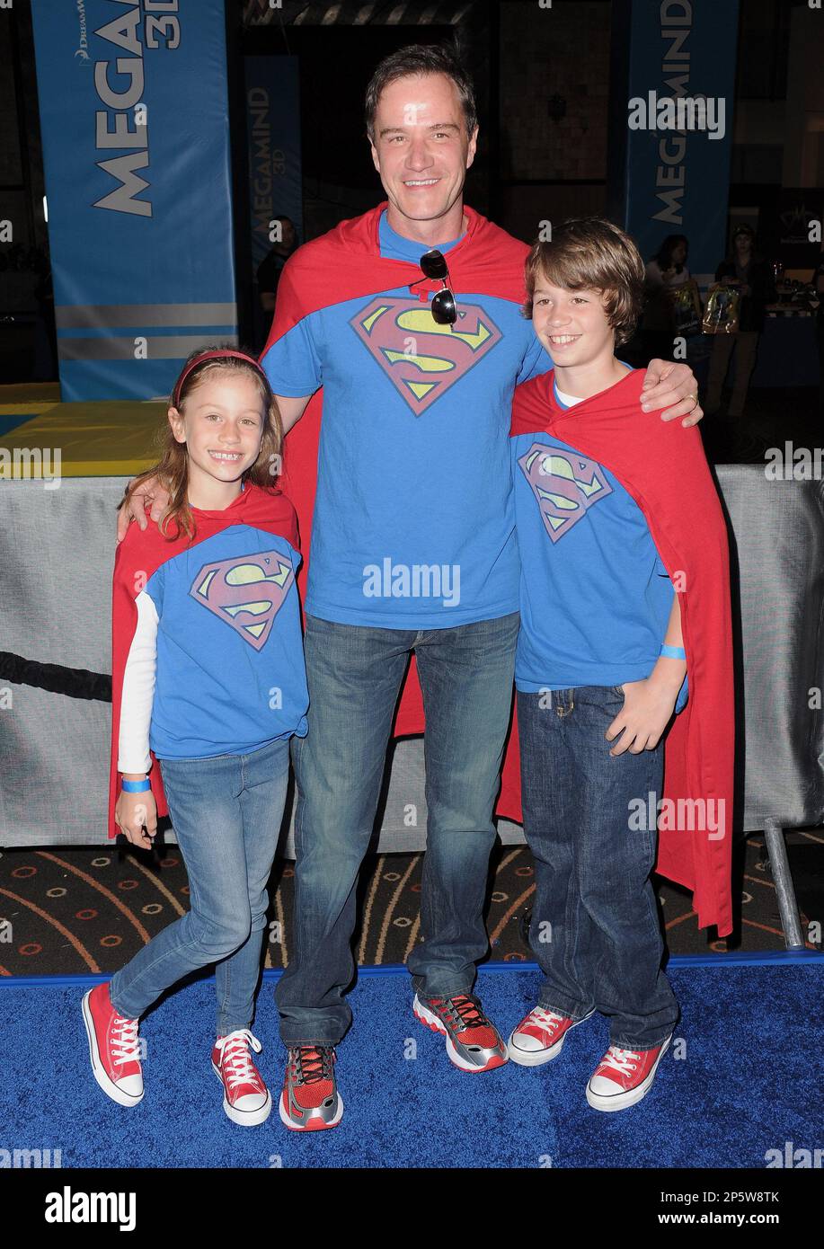 LOS ANGELES, CA - OCTOBER 30: Actor Tim Dekay arrives at the "Megamind ...