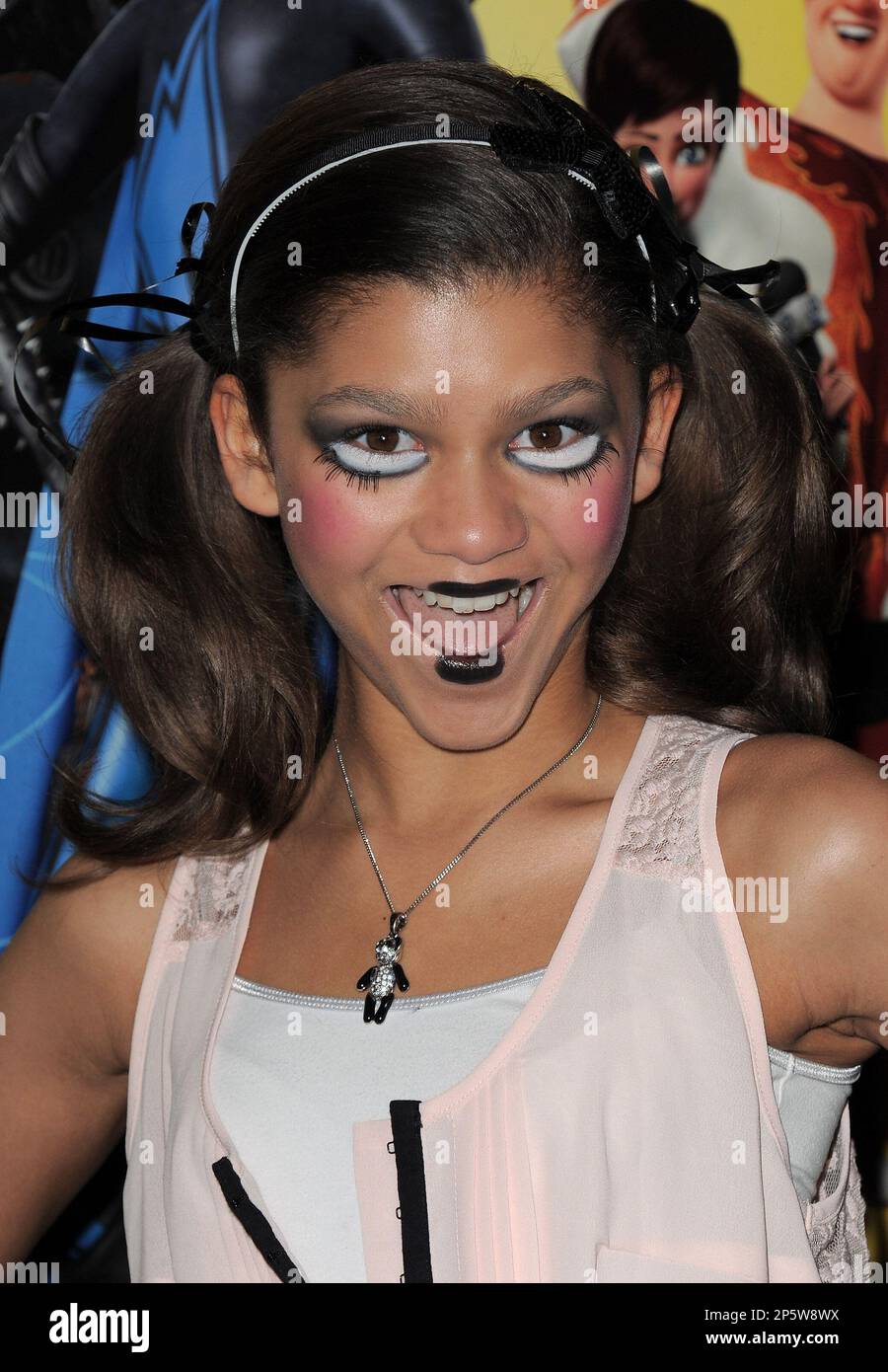 LOS ANGELES, CA - OCTOBER 30: Actress Zendaya Coleman arrives at the ...