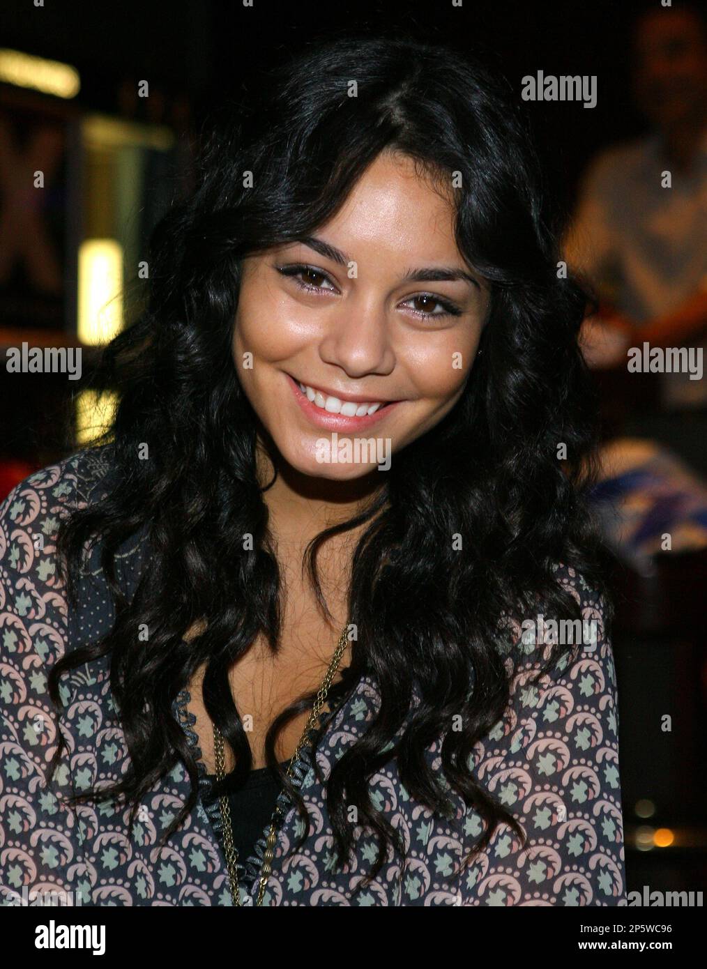 HOLLYWOOD - OCTOBER 01: Singer/actress Vanessa Hudgens at the Best ...