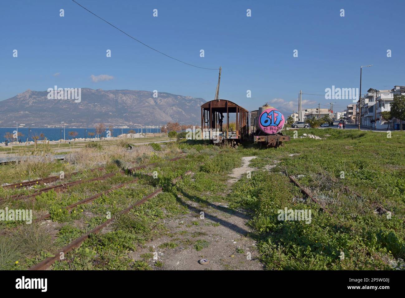 Abandoned railway wagons hi-res stock photography and images - Alamy