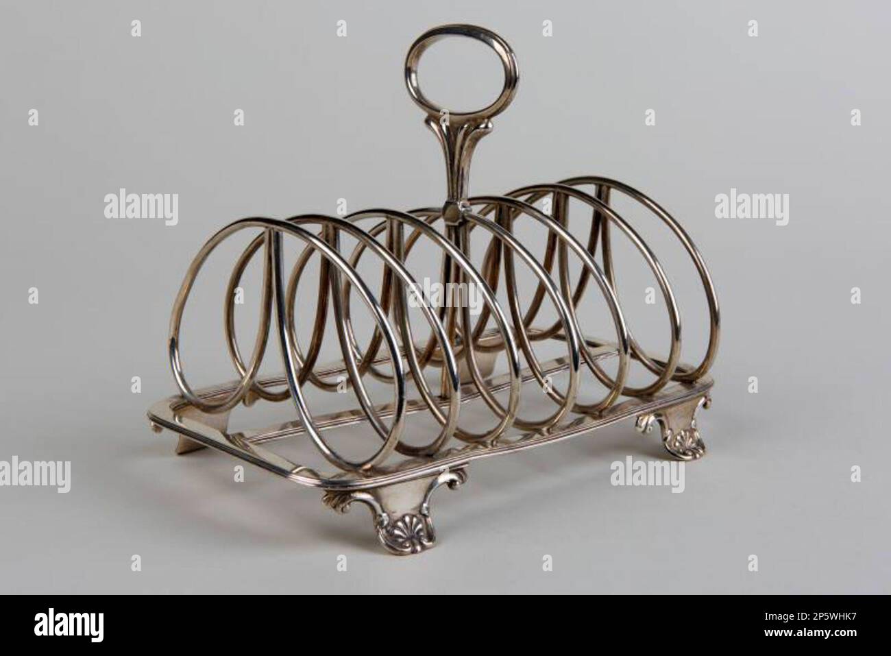 Silver toast rack hi-res stock photography and images - Alamy