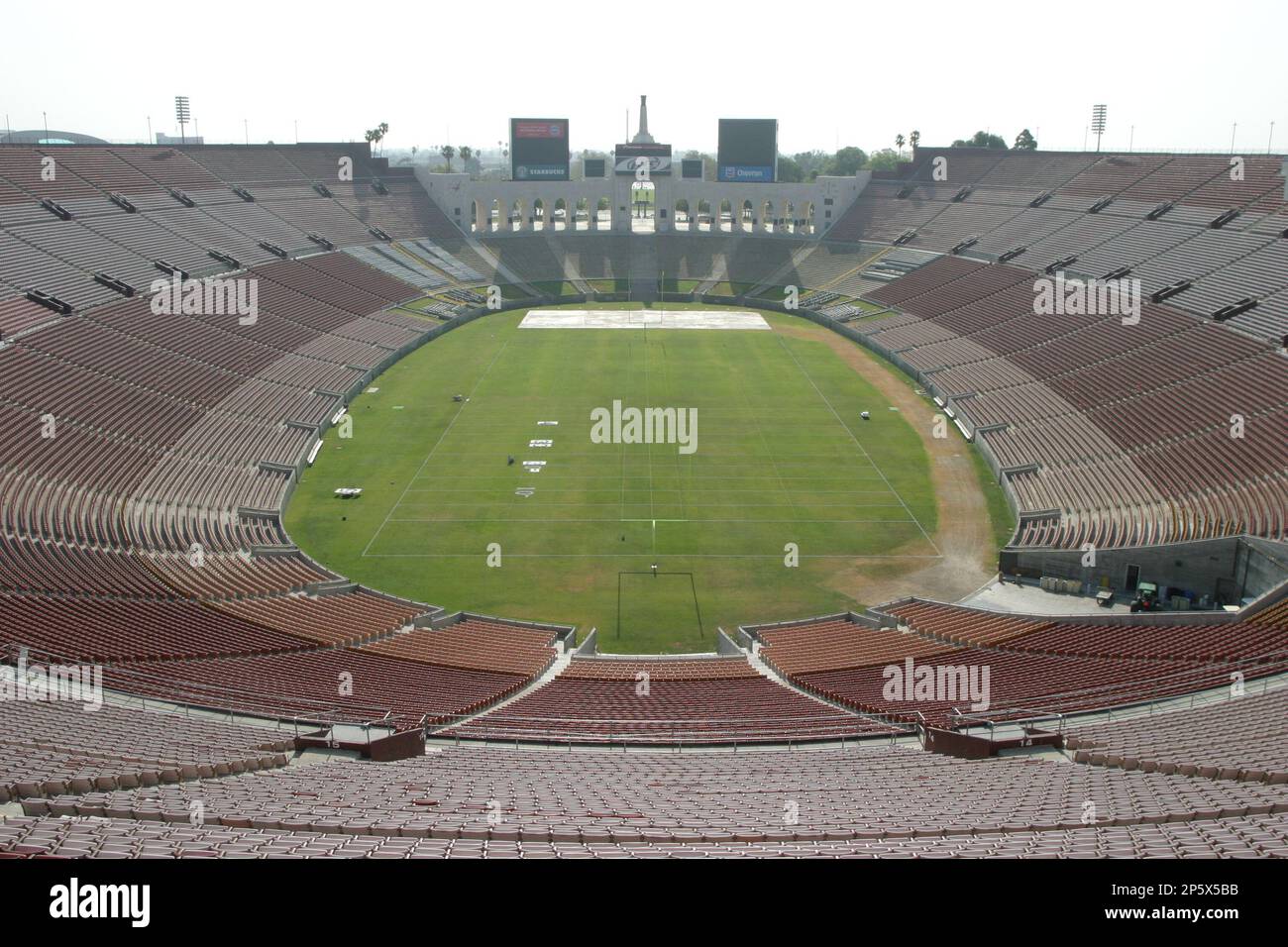 A look at the Los Angeles Memorial Coliseum home of the USC Trojans in ...
