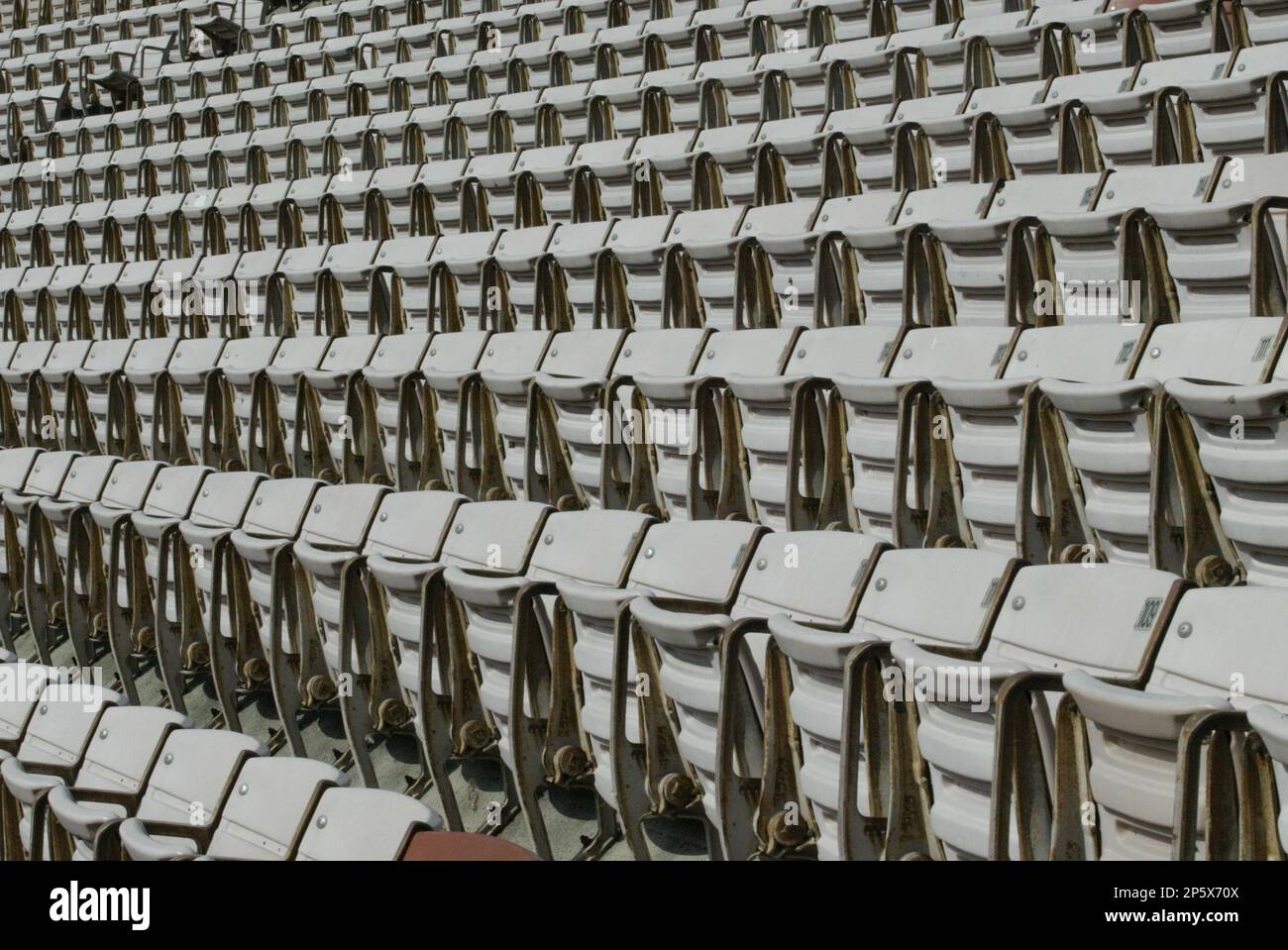 A look at the Los Angeles Memorial Coliseum home of the USC Trojans in ...