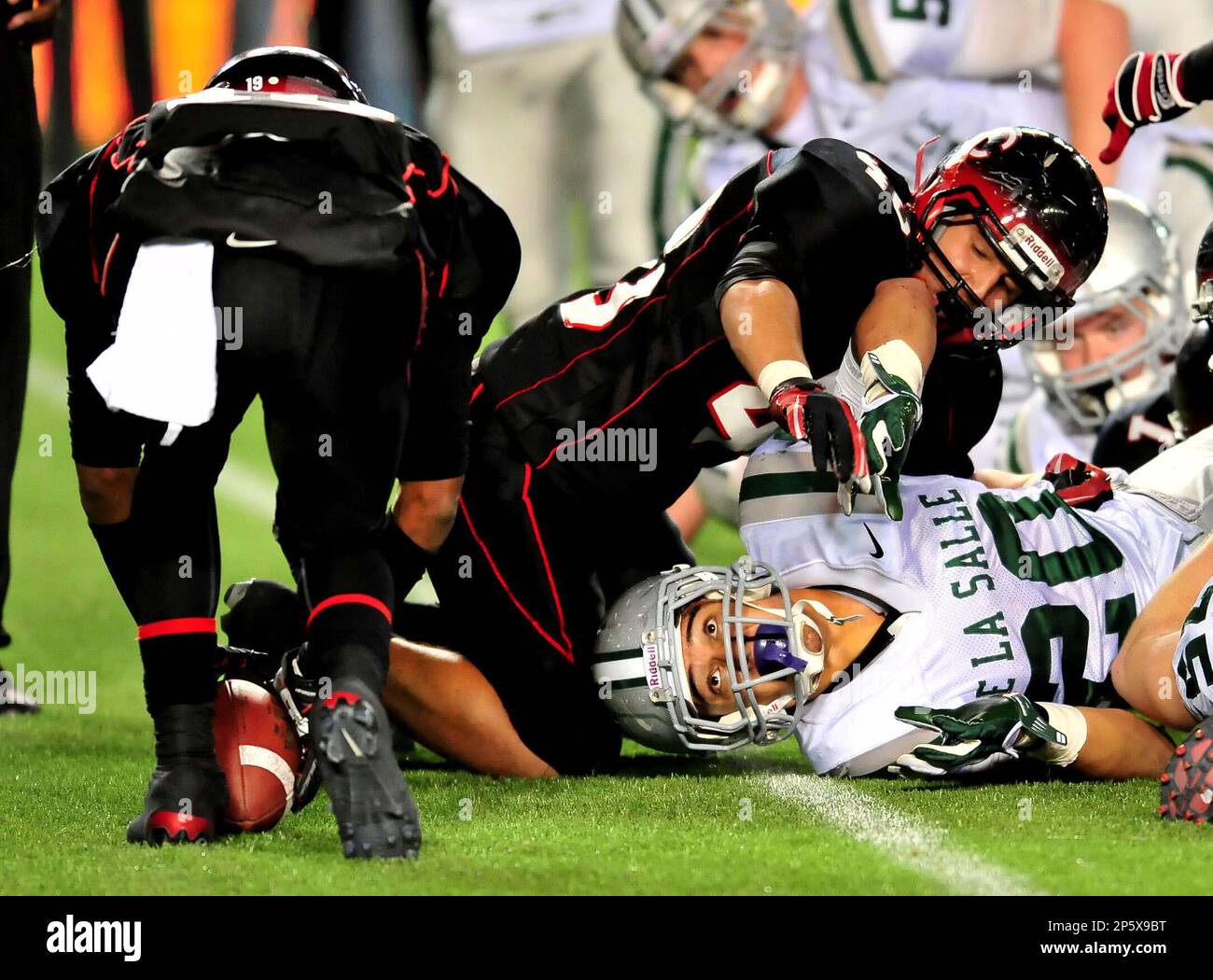 December 15, 2012 Carson, CA.Concord De La Salle rb, Tiapepe Vitale #20 ...