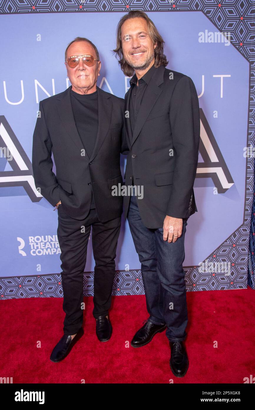 Michael Kors and Lance Le Pere attend the 2022 Roundabout Theatre ...