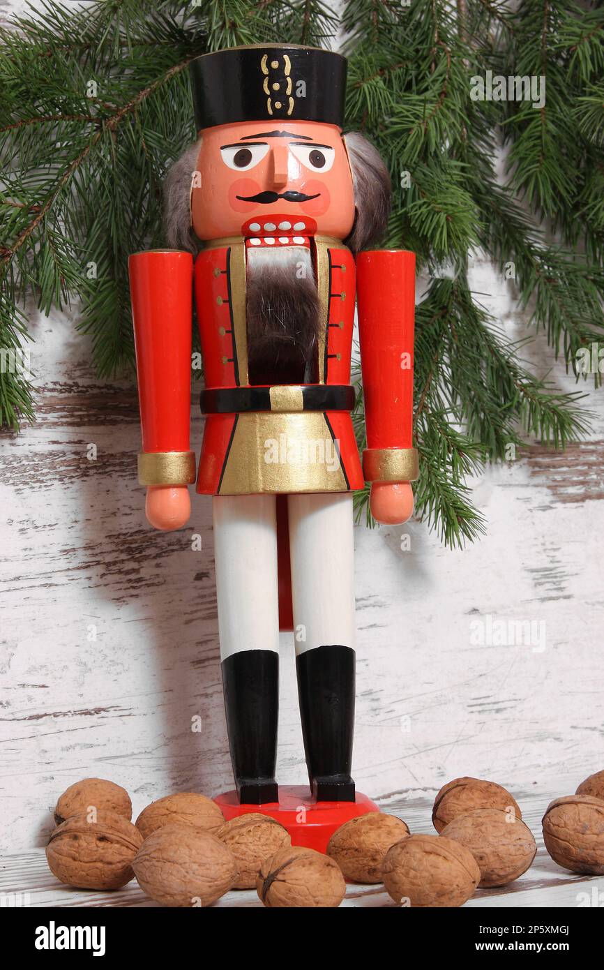Festive nutcracker figures hi-res stock photography and images - Alamy