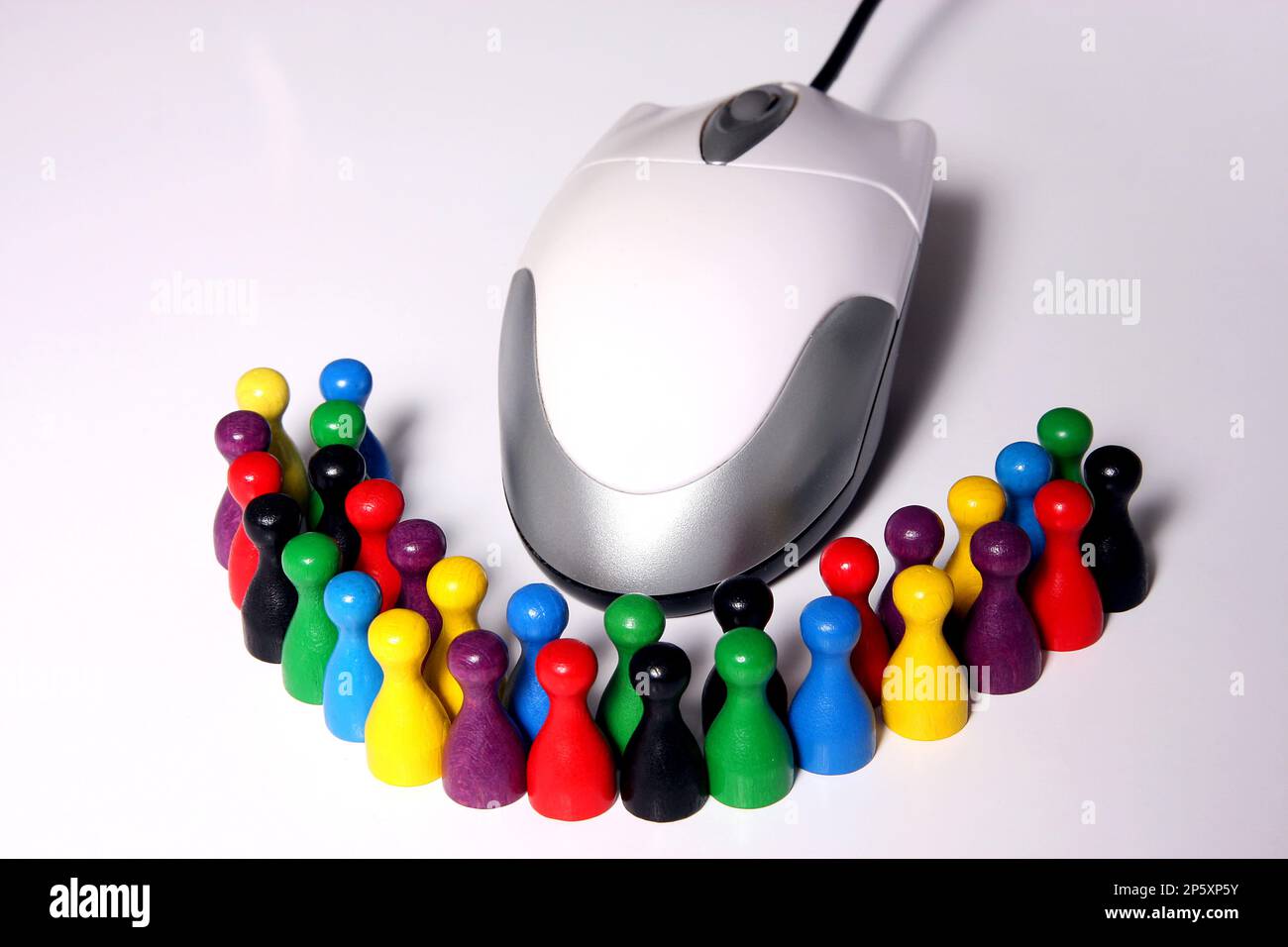 computer mouse with colourful tokens, team meeting Stock Photo - Alamy