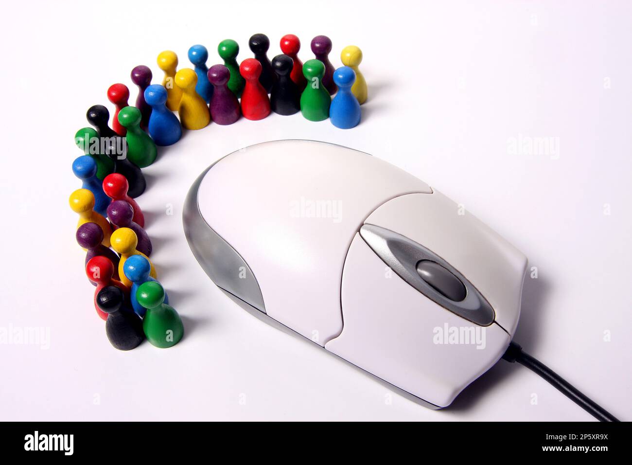 computer mouse with colourful tokens, team meeting Stock Photo - Alamy
