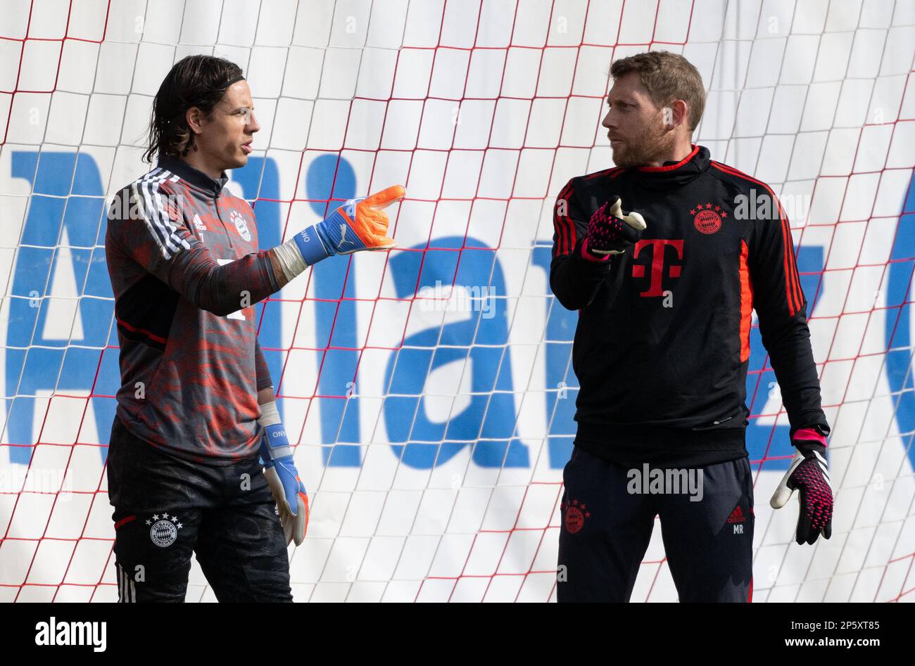 Munich, Germany. 07th Mar, 2023. Soccer: Champions League, Bayern ...