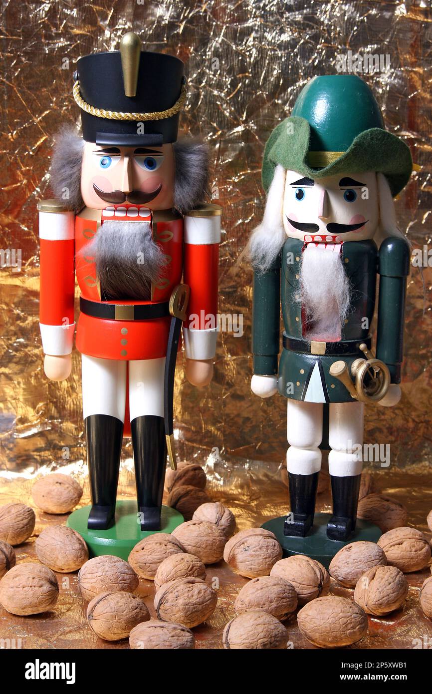 Traditional nutcracker decoration hi-res stock photography and images - Alamy