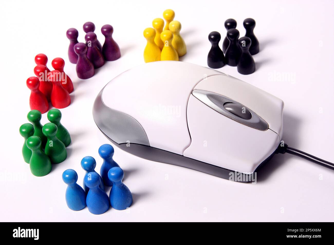 computer mouse with colourful tokens, team meeting Stock Photo - Alamy
