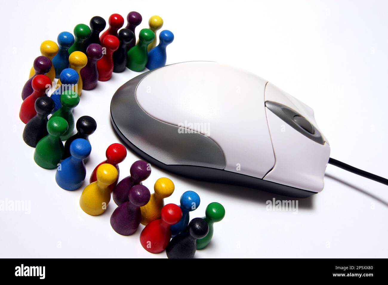 computer mouse with colourful tokens, team meeting Stock Photo - Alamy