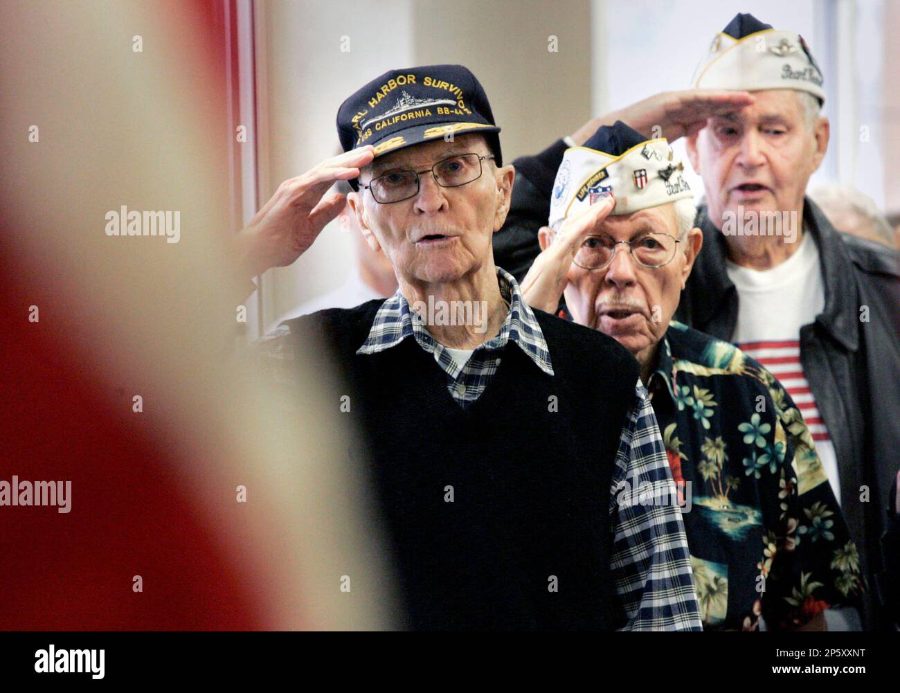 Jesse Dunnagan of Prairie Village, left, Edmund Russell of Lenexa ...
