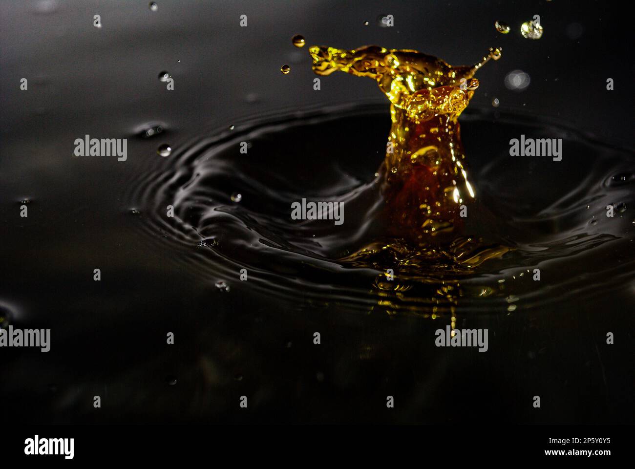 Splash_art hi-res stock photography and images - Alamy