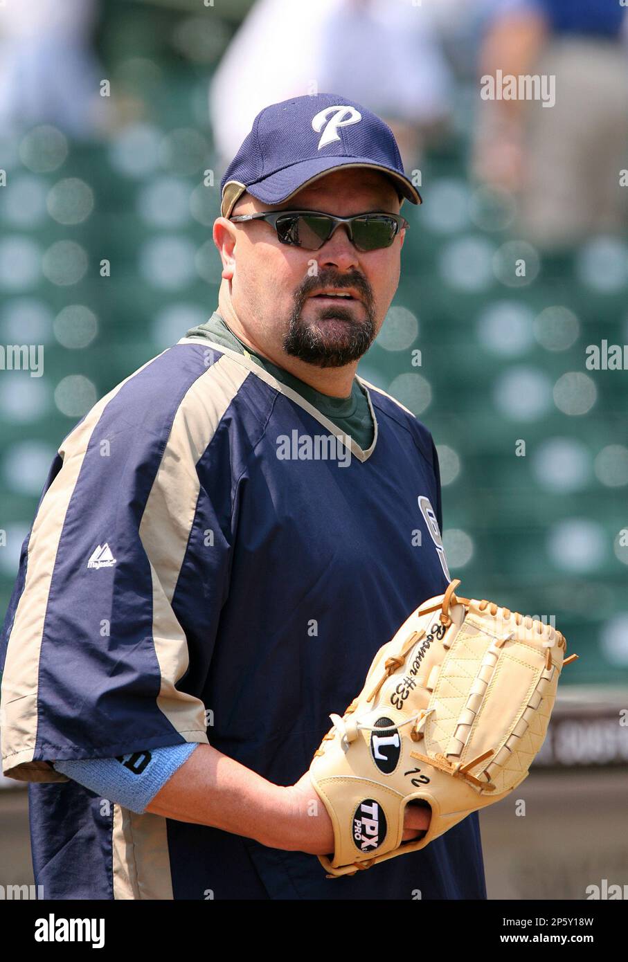 David Wells of the San Diego Padres before a game against the Chicago ...