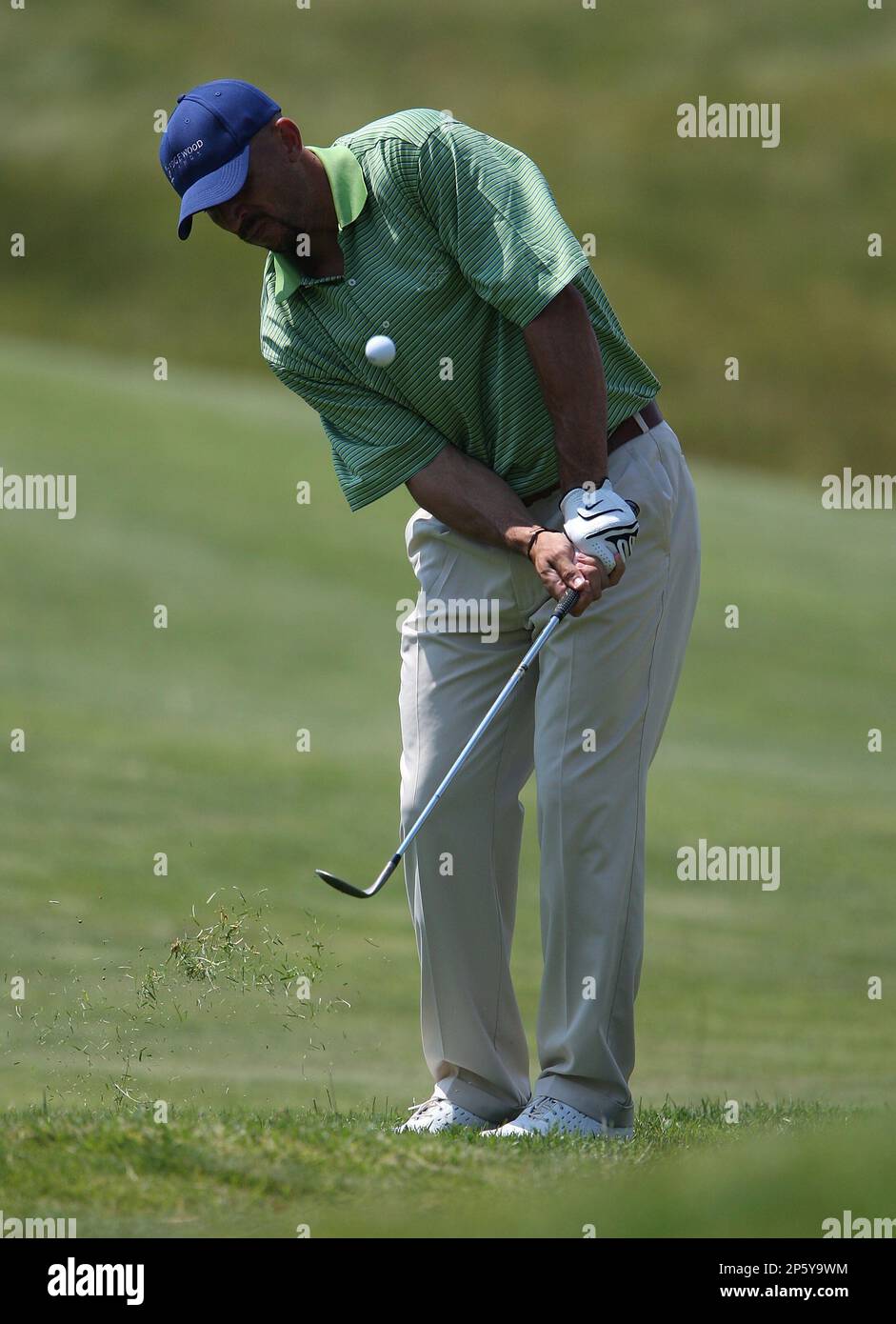 Jason Kidd hits a shot during the American Century Championship at ...
