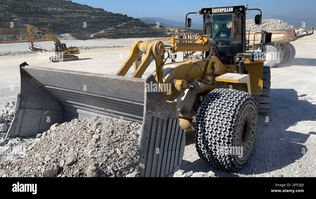 Huge Wheel Loader Loading Limestone The Dumpers, Limestone Quarry ...