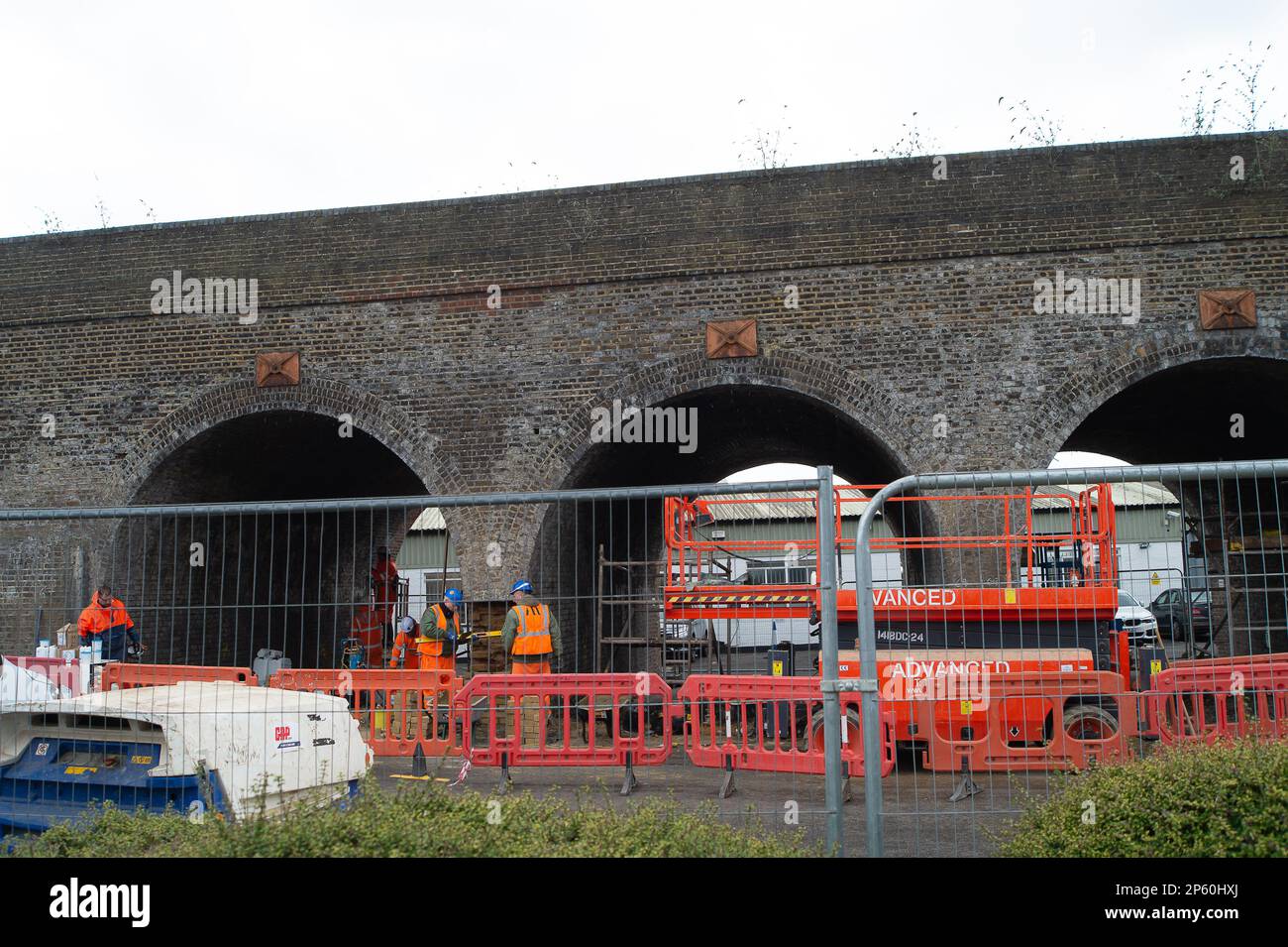 Windsor railway viaduct hi-res stock photography and images - Alamy