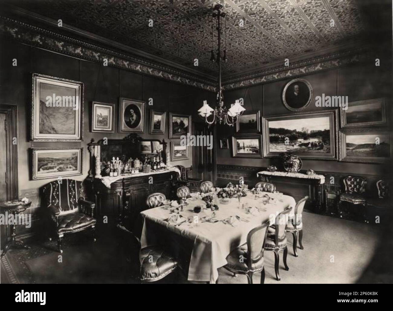 1880s room hi-res stock photography and images - Alamy