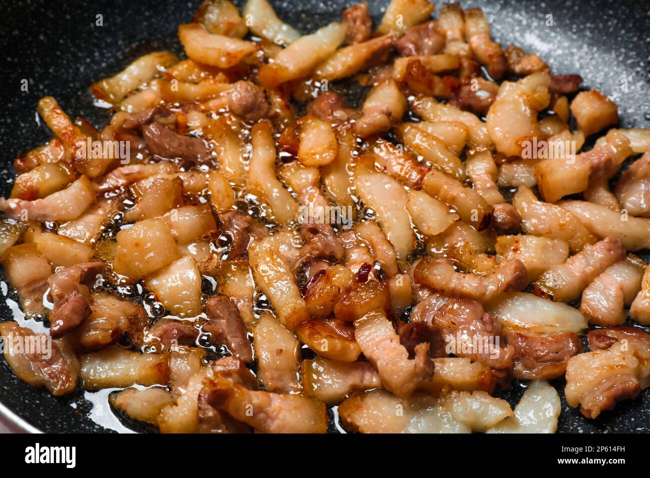 Frying cracklings in cookware, closeup. Pork lard Stock Photo - Alamy
