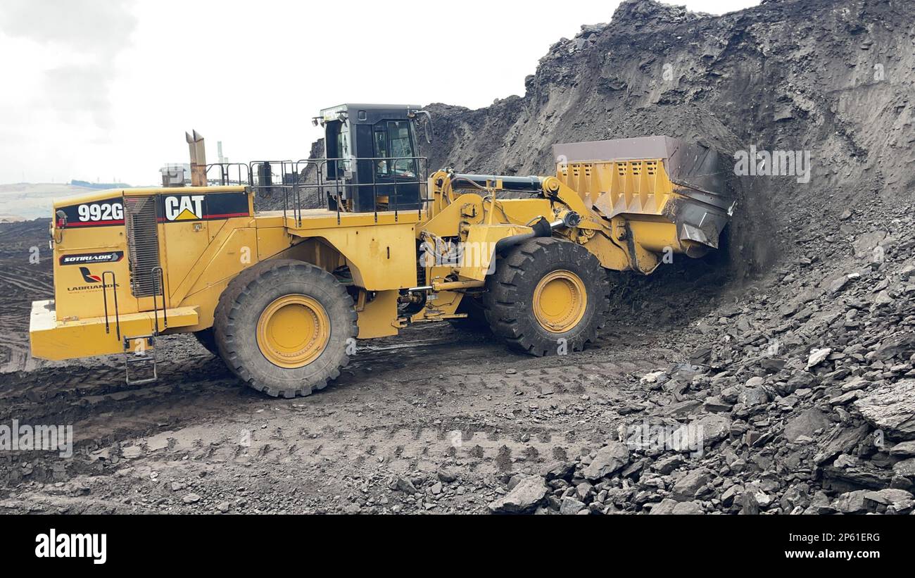 Huge mining trucks hi-res stock photography and images - Alamy