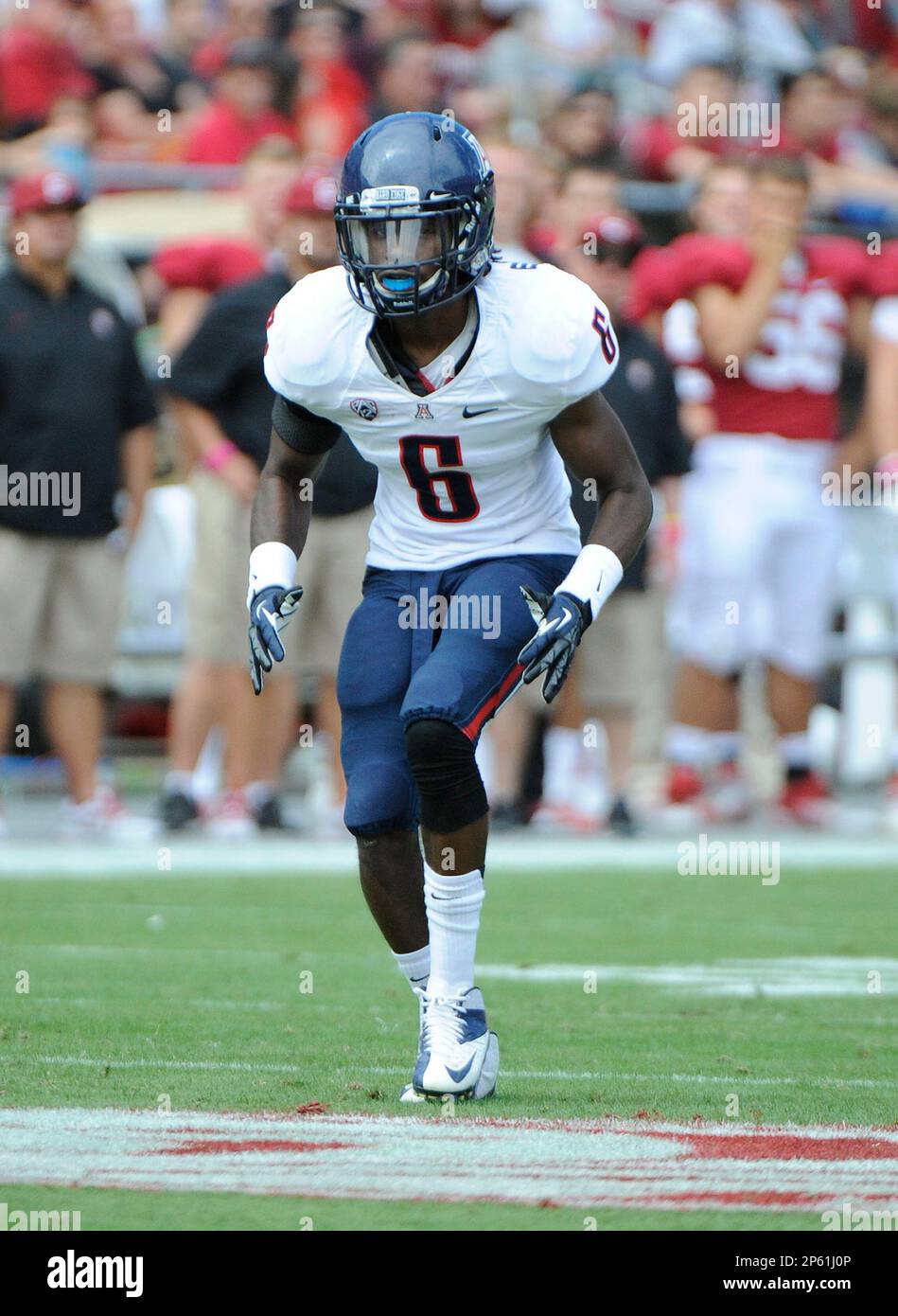 Arizona Wildcats Jonathan McKnight (6) in action during a game against ...