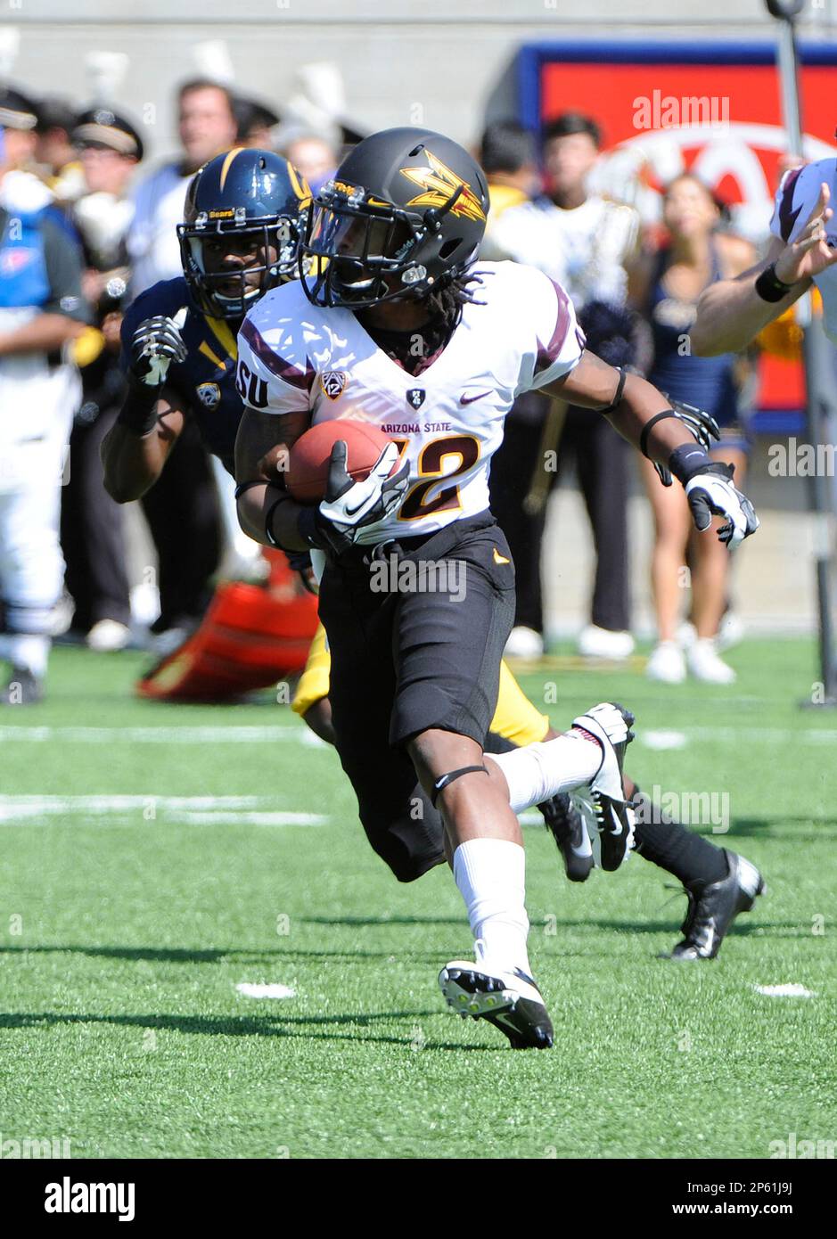 Arizona State Sun Devils Jamal Miles (32) during a game against ...