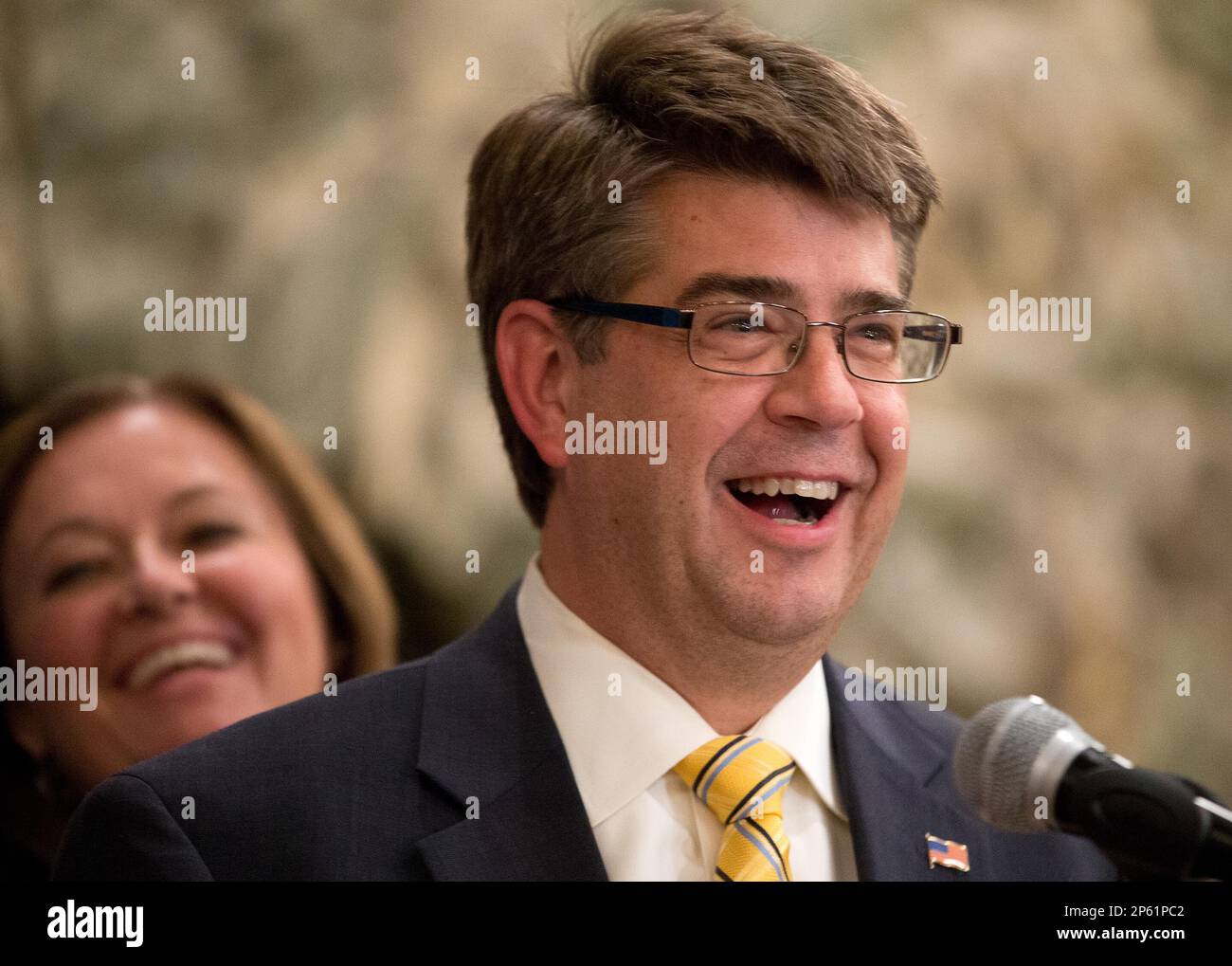 Rep. Lee Terry, R-Neb., speaks to supporters at his campaign ...