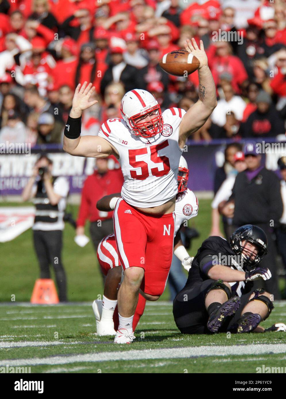 Nebraska Cornhuskers Baker Steinkuhler (55) in action during a game ...
